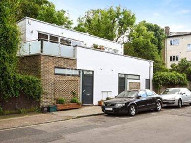 2 Bedrooms Semi detached house for rent in Hilldrop Crescent, Kentish Town, London N7