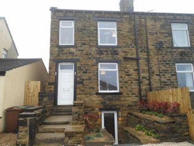 2 Bedrooms Semi detached house for rent in Oak Street, Pudsey LS28