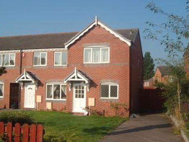 2 Bedrooms Semi detached house for rent in Oakmeadow Way, Erdington, Birmingham B24