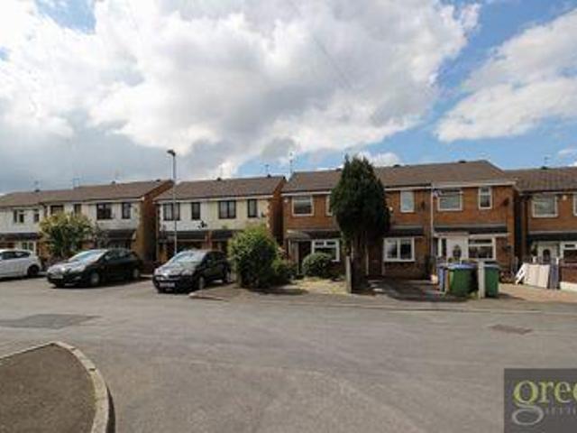 2 Bedrooms Semi detached house for rent in Lock Close, Heywood OL10