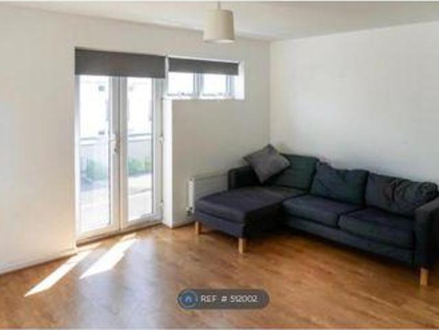 2 Bedrooms Semi detached house for rent in Leicester, Leicester LE2