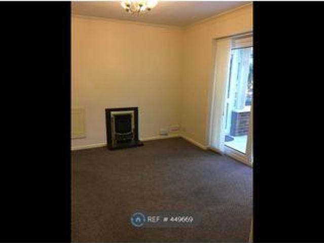 2 Bedrooms Semi detached house for rent in Mallard Drive, Horwich, Bolton BL6
