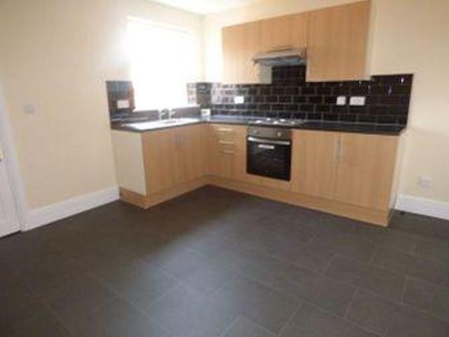 2 Bedrooms Semi detached house for rent in South Street, Owston Ferry, Doncaster DN9