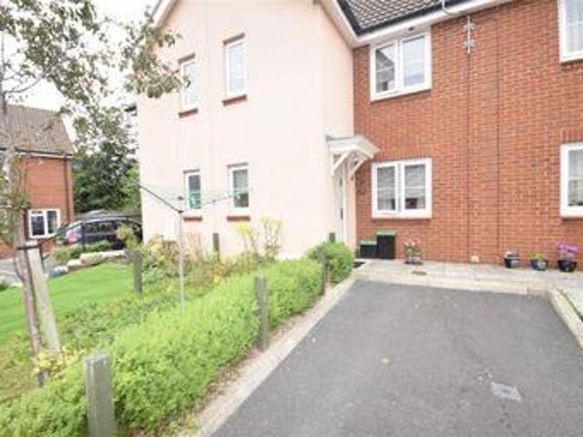 2 Bedrooms Semi detached house for rent in Sanders Close, Bristol BS3
