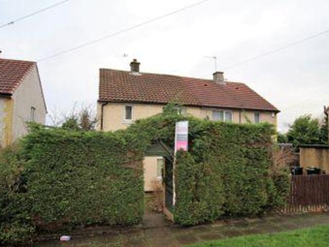 2 Bedrooms Semi detached house for rent in Sandholme Drive, Bradford BD10
