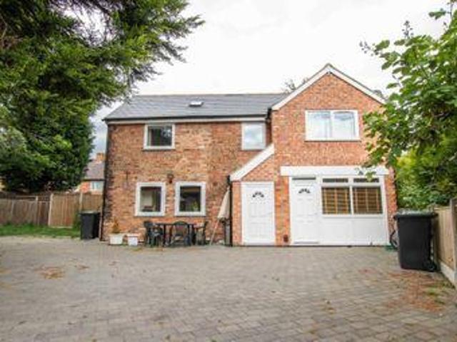 2 Bedrooms Semi detached house for rent in Station Road, Beeston, Nottinghamshire NG9