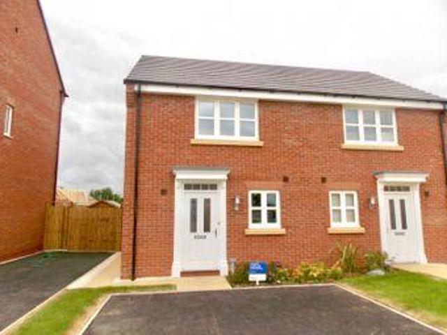 2 Bedrooms Semi detached house for rent in Piper Close, Copcut, Droitwich WR9