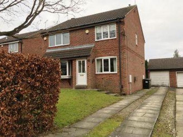 2 Bedrooms Semi detached house for rent in Plane Tree Avenue, Leeds LS17