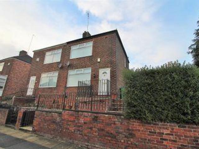 2 Bedrooms Semi detached house for rent in Wagstaffe Street, Middleton, Manchester M24