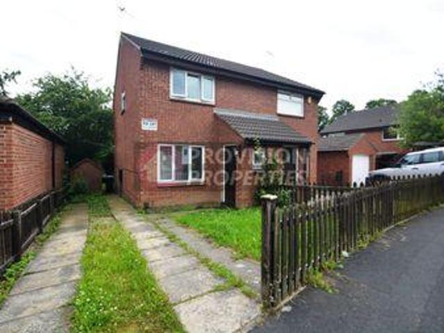 2 Bedrooms Semi detached house for rent in Well Close Rise, City Centre, Leeds LS7