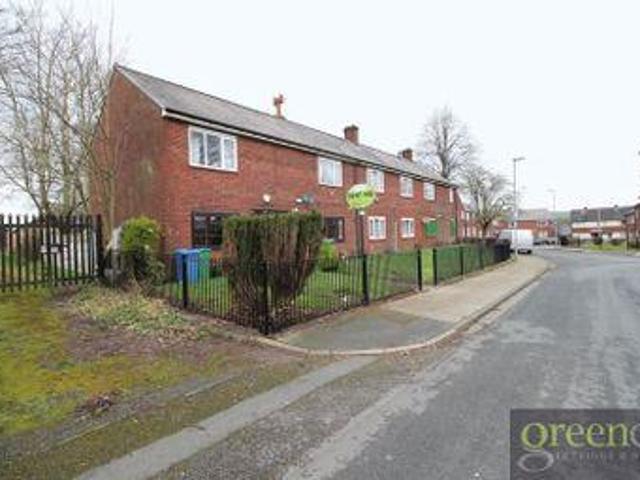 2 Bedrooms Semi detached house for rent in Whalley Road, Heywood OL10