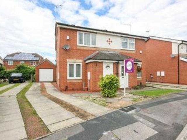 2 Bedrooms Semi detached house for rent in Whitley Close, York YO30