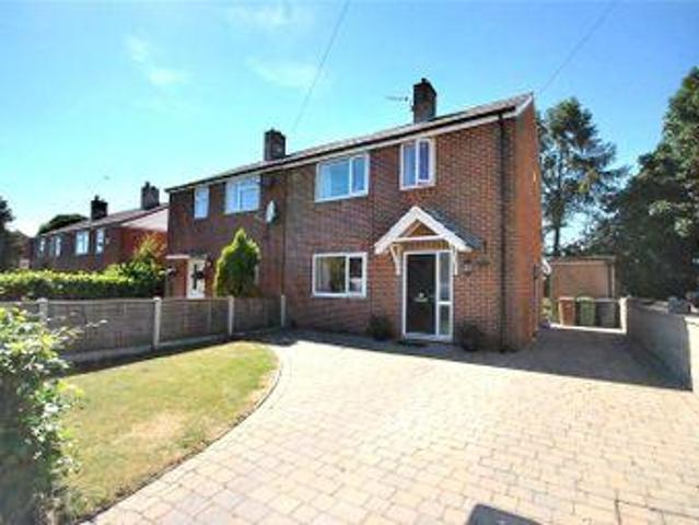 2 Bedrooms Semi detached house for rent in Tinshill Mount, Cookridge, Leeds LS16
