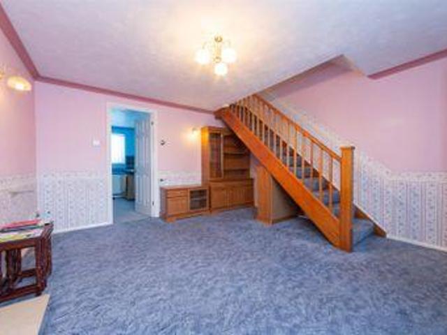 2 Bedrooms Semi detached house for sale in Coltsfoot Green, Luton, Bedfordshire LU4