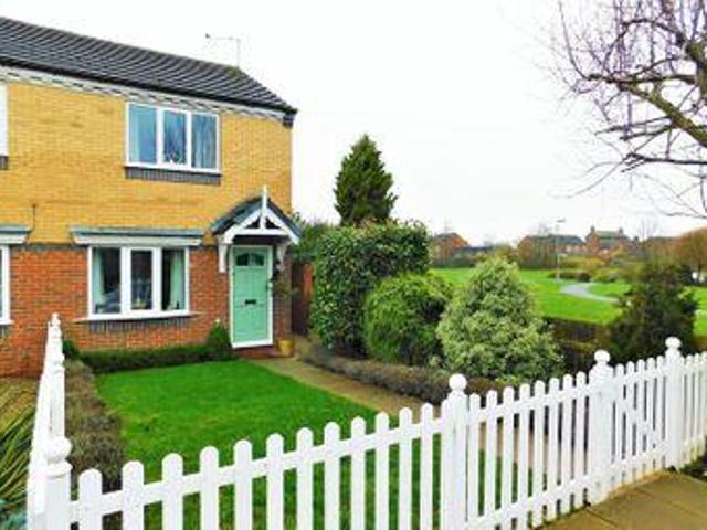 2 Bedrooms Semi detached house for sale in Castle Court, Stone, Staffordshire ST15