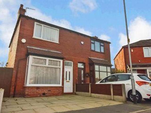 2 Bedrooms Semi detached house for sale in Castlewood Square, Bolton BL2