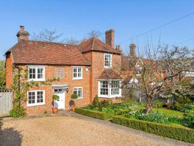 2 Bedrooms Semi detached house for sale in Church Street, Rudgwick, Horsham, West Sussex RH12