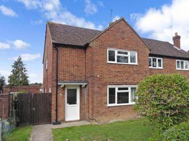 2 Bedrooms Semi detached house for sale in Chequers Drive, Horley, Surrey RH6