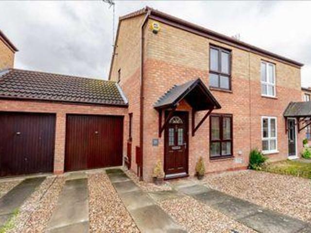 2 Bedrooms Semi detached house for sale in Christian Court, Willen, Milton Keynes MK15