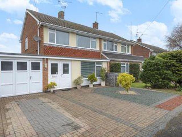 2 Bedrooms Semi detached house for sale in Clifton Rise, Windsor SL4