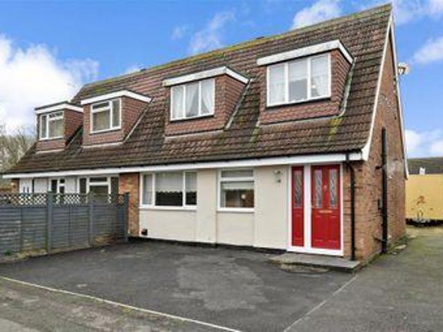2 Bedrooms Semi detached house for sale in Cranbrook Close, Maidstone, Kent ME15