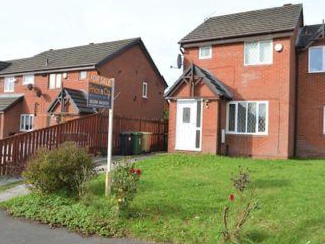 2 Bedrooms Semi detached house for sale in Anfield Road, Bolton BL3