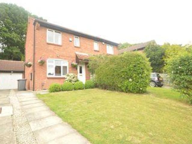 2 Bedrooms Semi detached house for sale in Abbeydale Gardens, Kirkstall, Leeds LS5