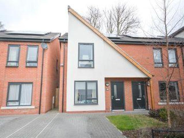 2 Bedrooms Semi detached house for sale in Albert Road, Alexandra Park, Nottingham NG3