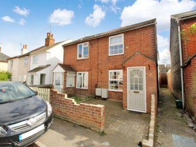 2 Bedrooms Semi detached house for sale in Artillery Street, Colchester CO1