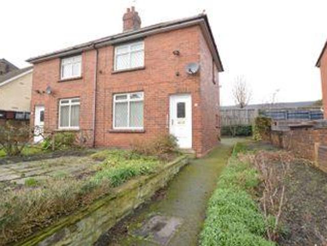 2 Bedrooms Semi detached house for sale in Back Green, Churwell, Leeds LS27