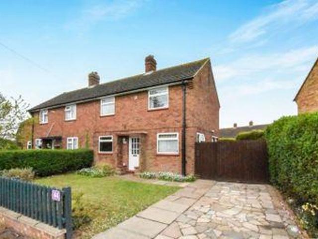 2 Bedrooms Semi detached house for sale in Barton Road, Bedford MK42