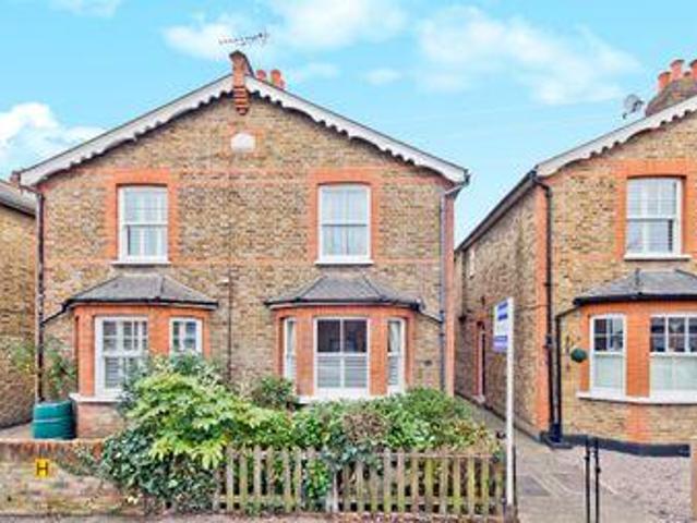 2 Bedrooms Semi detached house for sale in Beaconsfield Road, Surbiton KT5