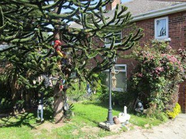 2 Bedrooms Semi detached house for sale in Beaumont Drive, Rotherham S65