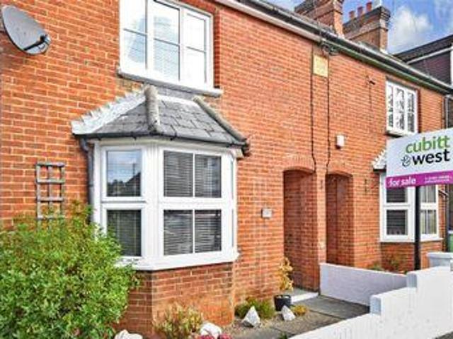 2 Bedrooms Semi detached house for sale in Billingshurst Road, Broadbridge Heath, West Sussex RH12
