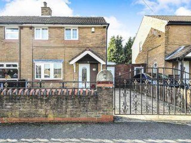 2 Bedrooms Semi detached house for sale in Bramcote Avenue, Barnsley S71