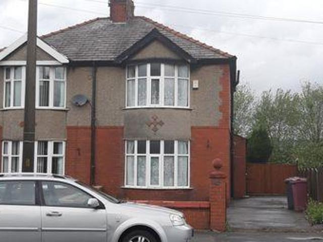 2 Bedrooms Semi detached house for sale in Burnley Road, Blackburn BB1