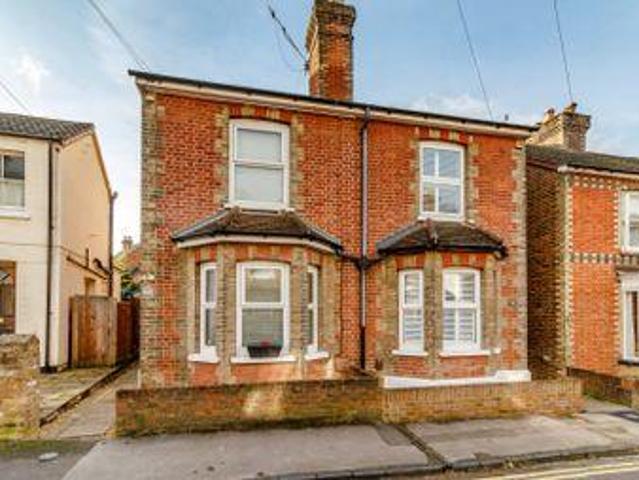 2 Bedrooms Semi detached house for sale in Gardner Road, Guildford GU1