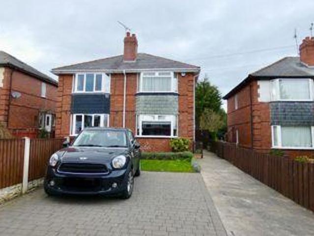 2 Bedrooms Semi detached house for sale in Greenfields Avenue, Harrogate HG2