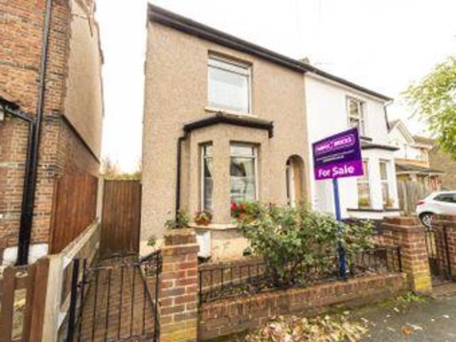 2 Bedrooms Semi detached house for sale in Dering Road, Croydon CR0