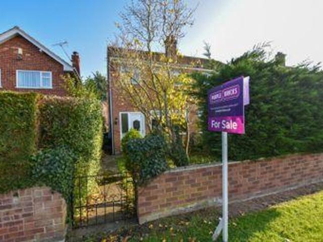 2 Bedrooms Semi detached house for sale in Egerton Road, Blacon, Chester CH1