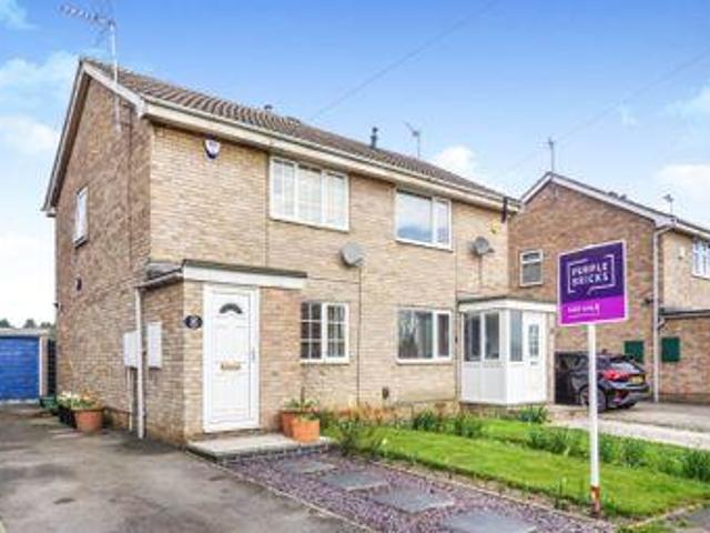 2 Bedrooms Semi detached house for sale in Falmouth Avenue, Normanton WF6