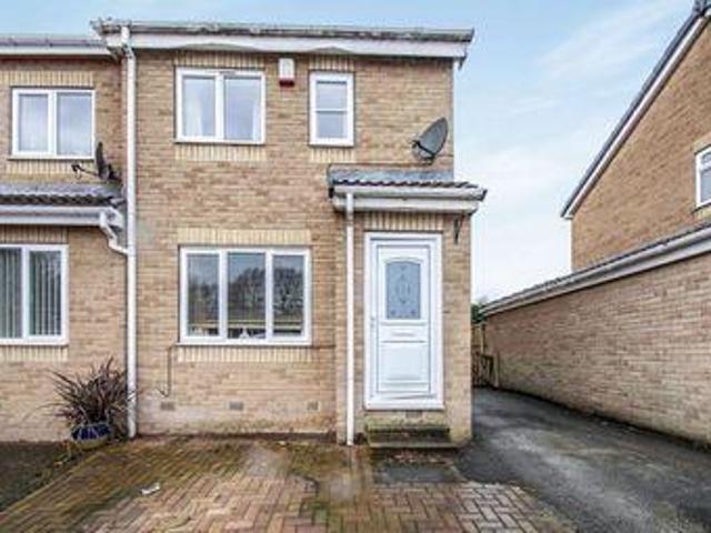 2 Bedrooms Semi detached house for sale in Farnaby Drive, Sheffield S35