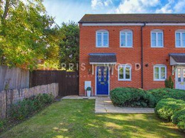 2 Bedrooms Semi detached house for sale in Flavius Way, Colchester CO4