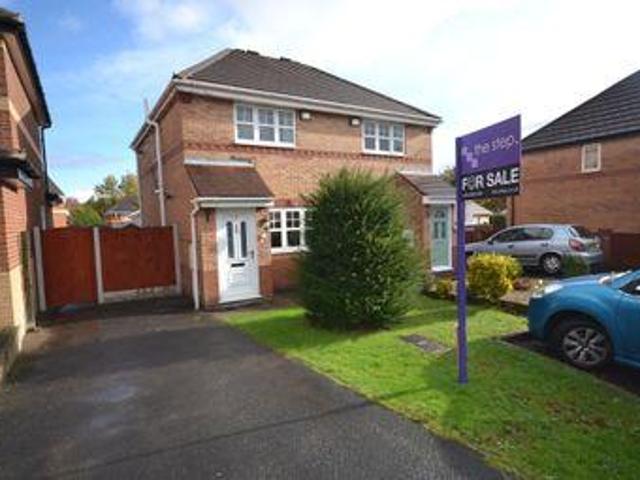 2 Bedrooms Semi detached house for sale in Kite Grove, Leigh WN7