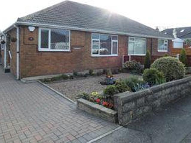 2 Bedrooms Semi detached house for sale in Howard Crescent, Durkar, Wakefield WF4