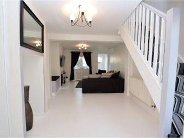 2 Bedrooms Semi detached house for sale in Ongar Road, Brentwood CM15