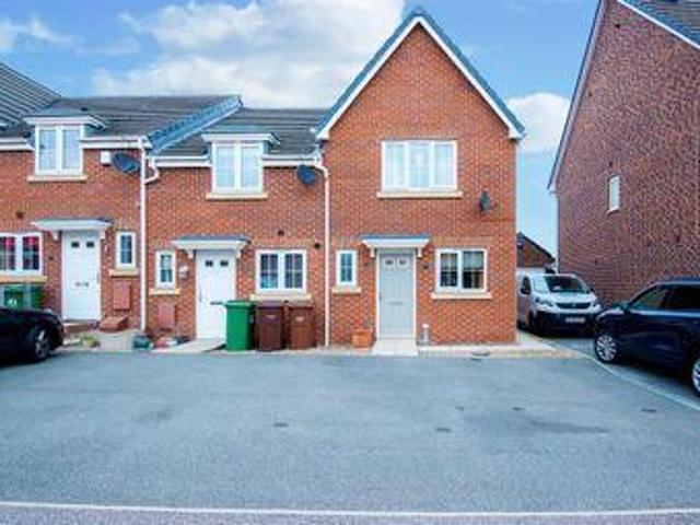 2 Bedrooms Semi detached house for sale in Old Scholars Avenue, Castleford WF10