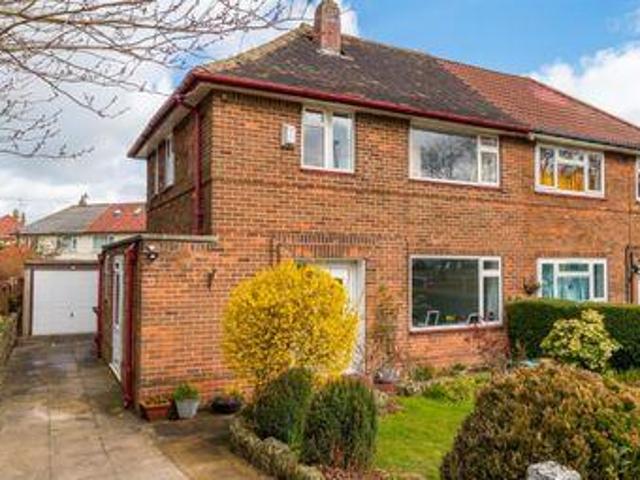 2 Bedrooms Semi detached house for sale in Otley Old Road, Cookridge LS16