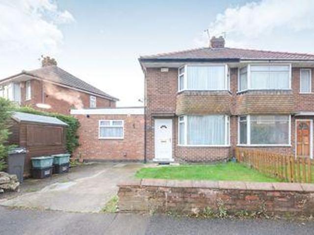 2 Bedrooms Semi detached house for sale in Lawnswood Drive, York YO30