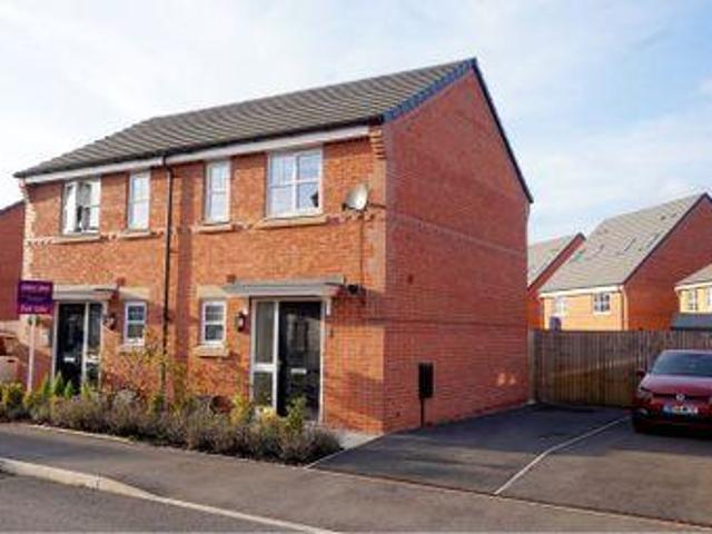 2 Bedrooms Semi detached house for sale in Littlemoss Close, Manchester M34